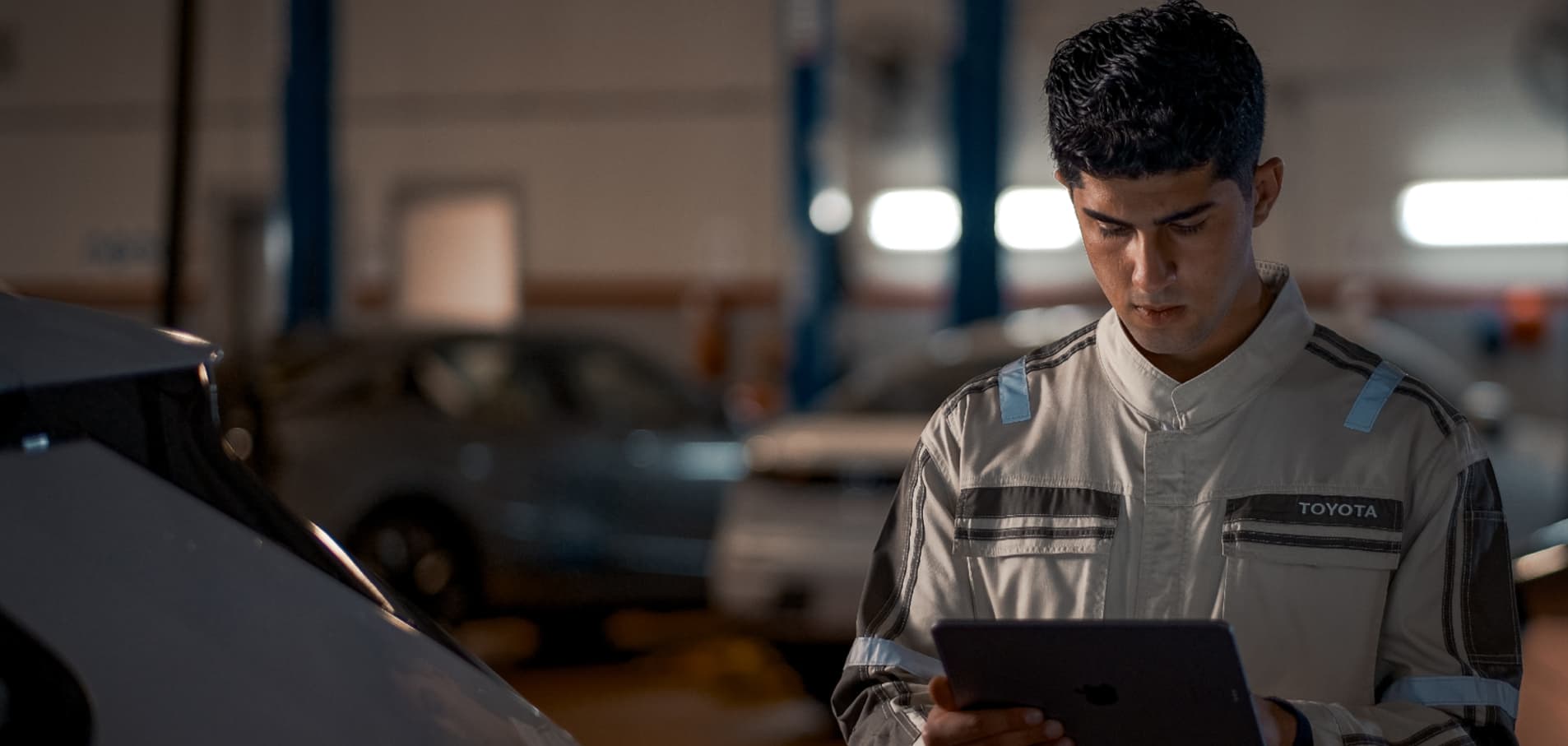 Toyota Iraq: Sedan, SUV, Hybrid and Commercial Cars.