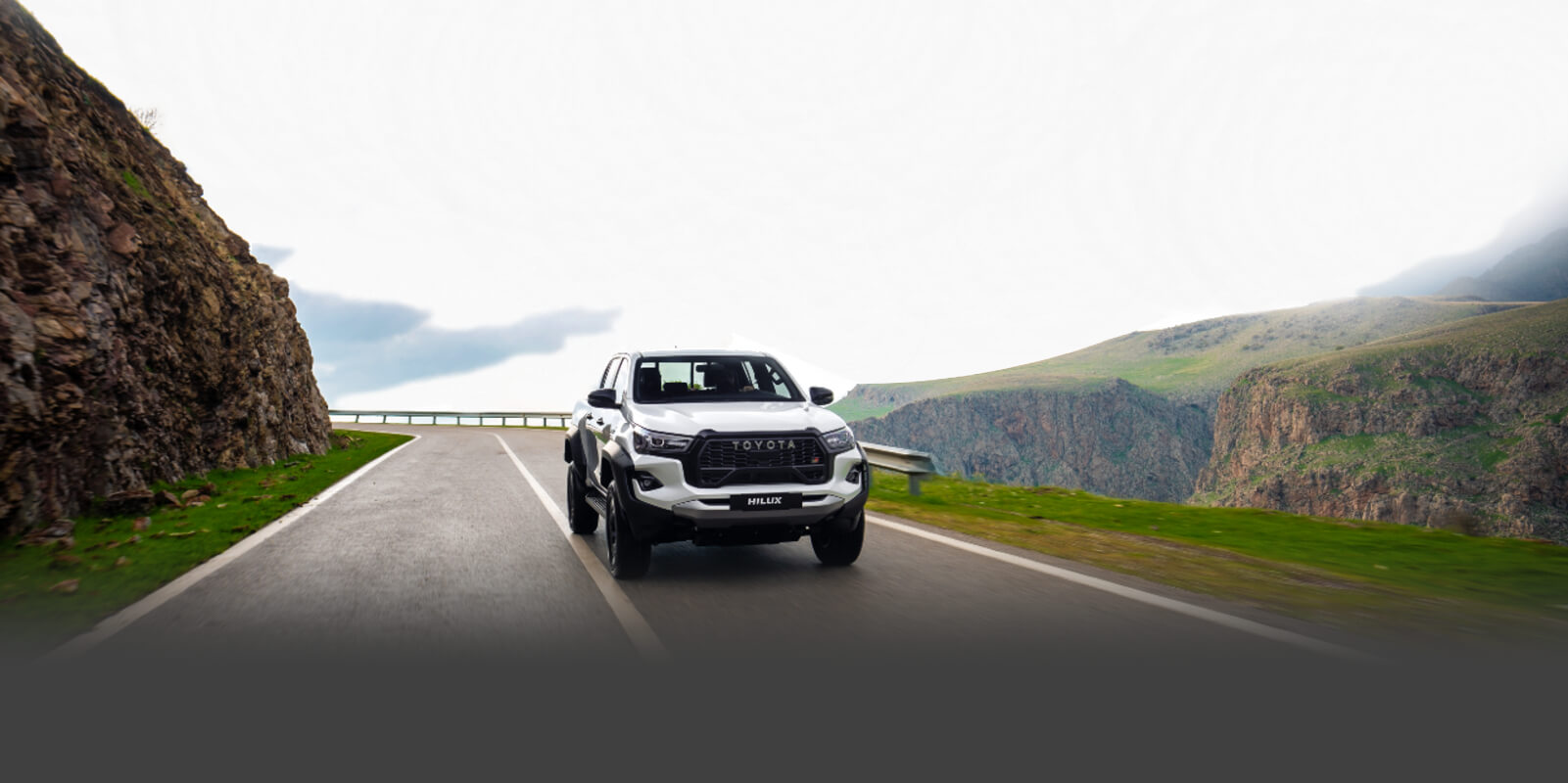 Toyota Iraq: Sedan, SUV, Hybrid and Commercial Cars.